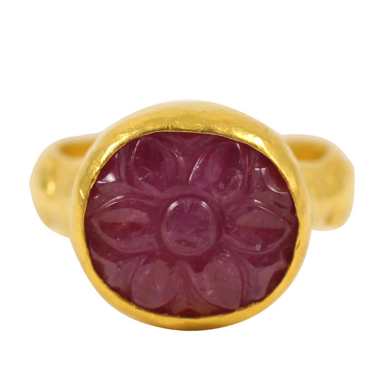 Gurhan Gold and Carved Ruby Ring at 1stDibs