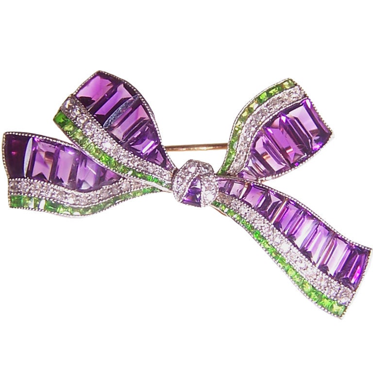 Suffragette bow brooch For Sale at 1stDibs