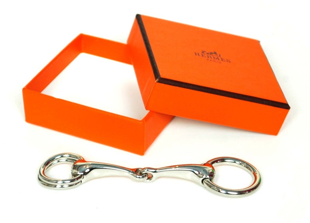 HERMES Silver Horsebit Scarf Ring at 1stDibs | hermes horsebit scarf ...