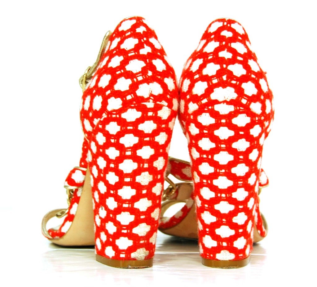 CHANEL Red Tweed Shoes with Chain Detail and Stacked Heel at 1stDibs ...
