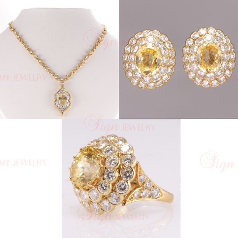 VAN CLEEF and ARPELS Lucille Ball's Estate Yellow Gold Jewelry Set For ...