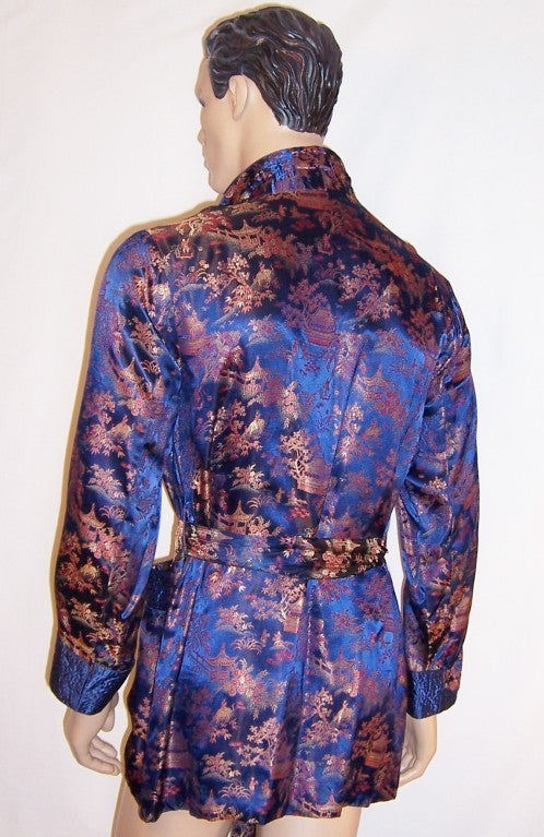 1950's Men's Prussian Blue Silk Brocaded Smoking Jacket For Sale at 1stDibs
