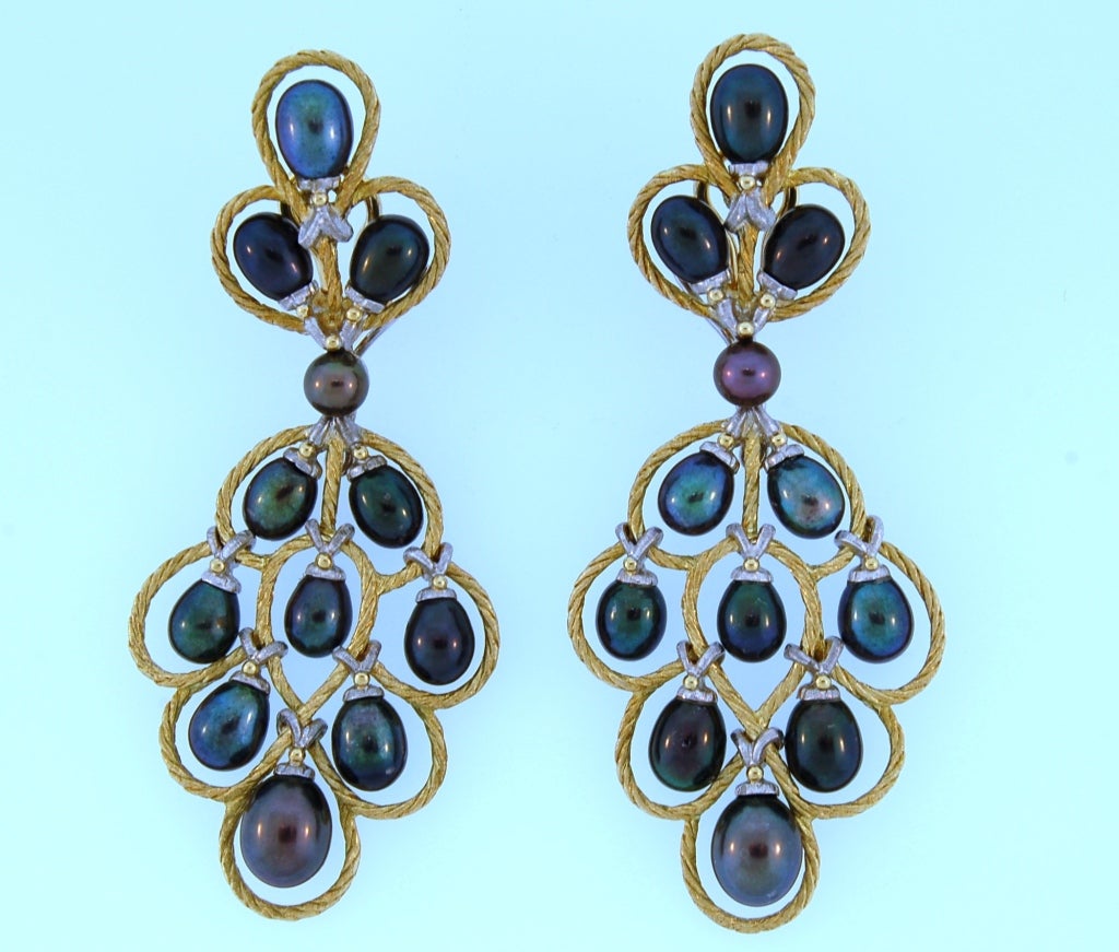 BUCCELLATTI Reve Black Pearl Gold Drop Earrings at 1stDibs