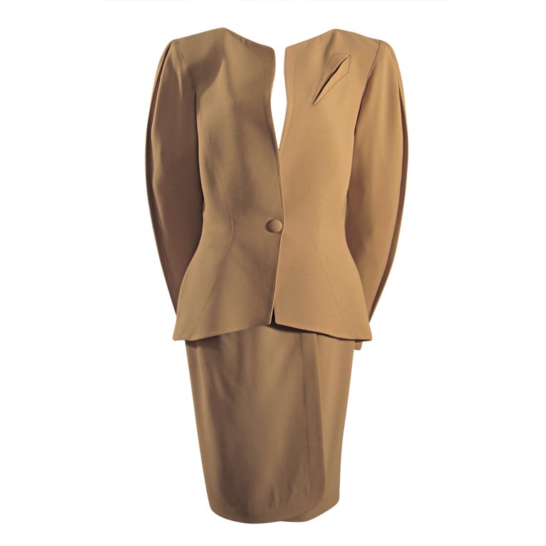 SCULPTED HOURGLASS SKIRT SUIT BY THIERRY MUGLER For Sale at 1stDibs