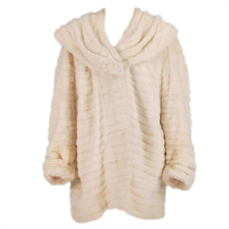 1930s ermine fur coat with large shawl collar at 1stDibs | ermine shawl