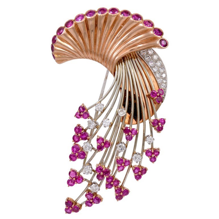 Art Deco 'Retro' Ruby and Diamond Brooch For Sale at 1stDibs