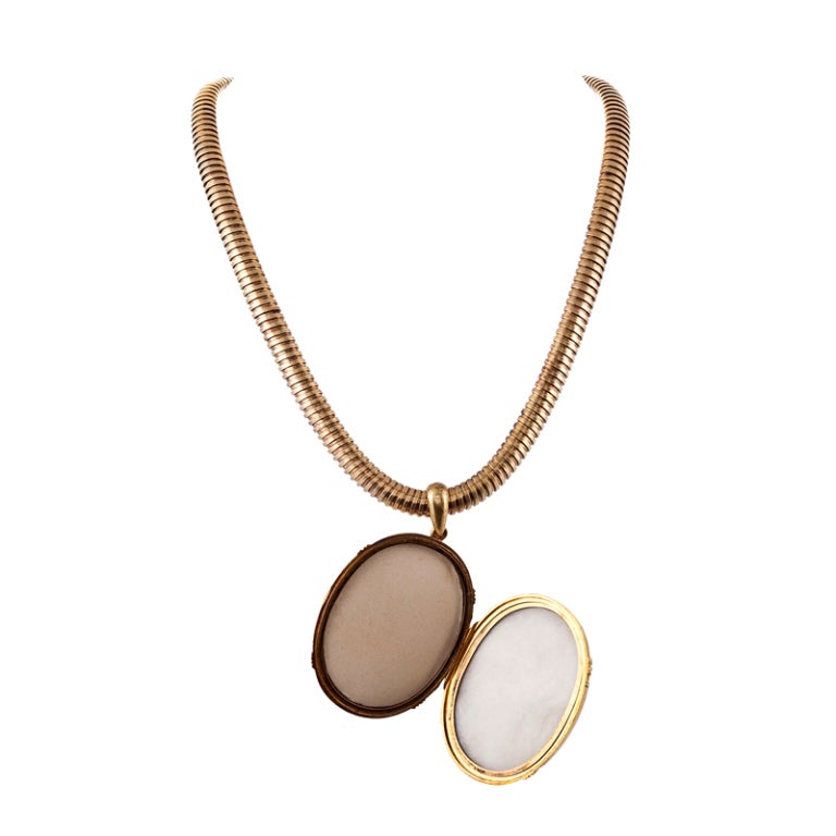 Victorian Yellow Gold Oversized Locket and Box For Sale at 1stDibs