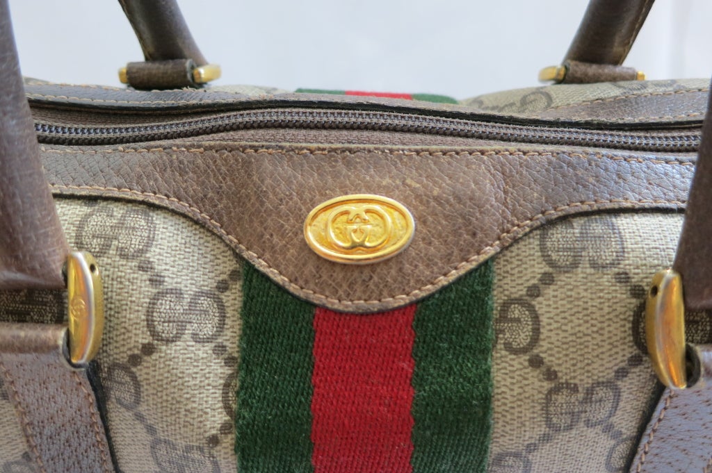 GUCCI 1980's era "Accessory Collection" GG monogram purse at 1stDibs ...