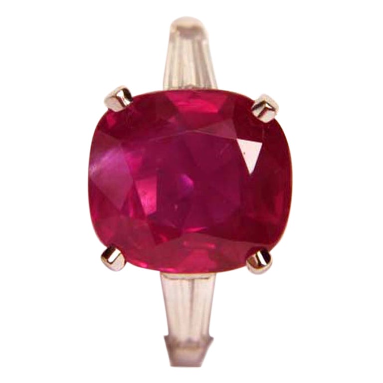 Magnificent Ruby Diamond Platinum Ring For Sale at 1stDibs