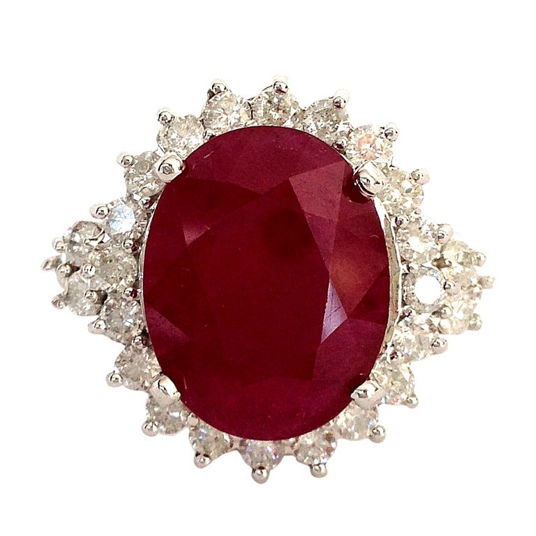 Regal Diamond and Ruby Cocktail Ring For Sale at 1stDibs