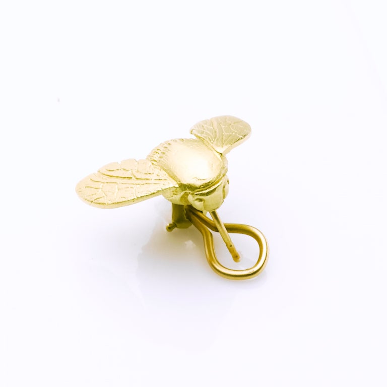 Large Gold Bee Earrings For Sale at 1stDibs | big gold bee, large bee ...