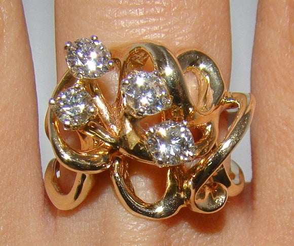 Free Formed Design with Diamonds Ring. For Sale at 1stDibs