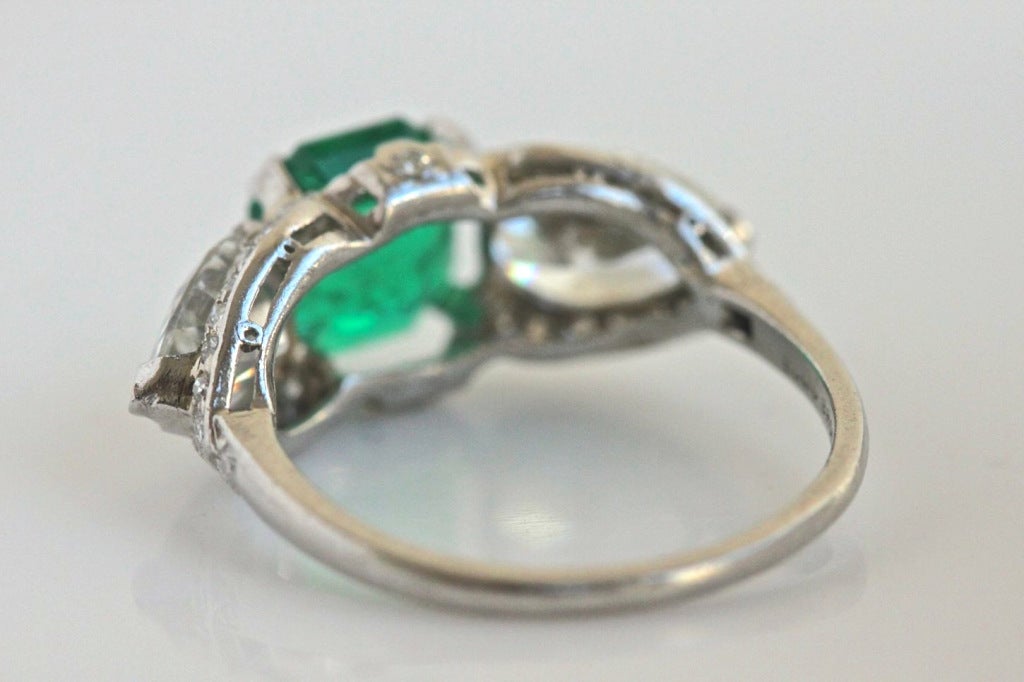 ELLIS BROTHERS Emerald Diamond Platinum Ring For Sale at 1stDibs