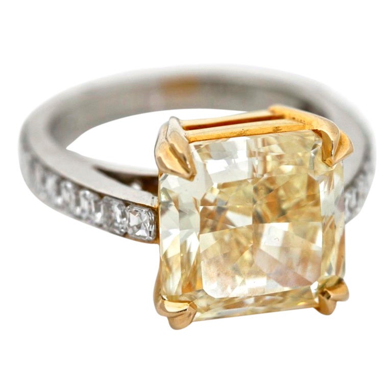 6.94 Fancy Yellow Diamond and White Diamond Platinum Ring Size 6 at 1stDibs