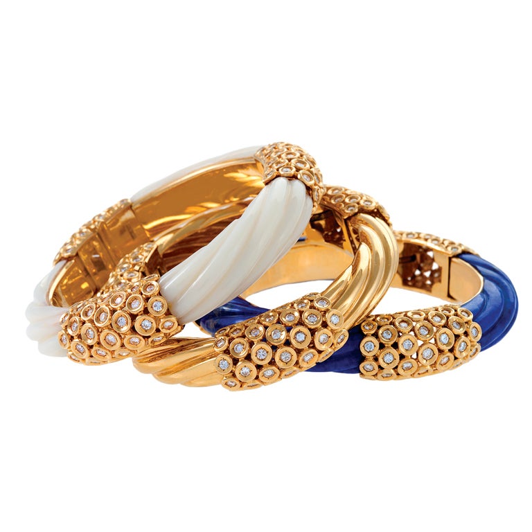 VAN CLEEF and ARPELS Bangles For Sale at 1stDibs