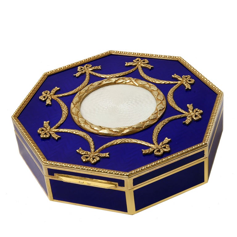Precious one of a kind edition enamelled box For Sale at 1stDibs
