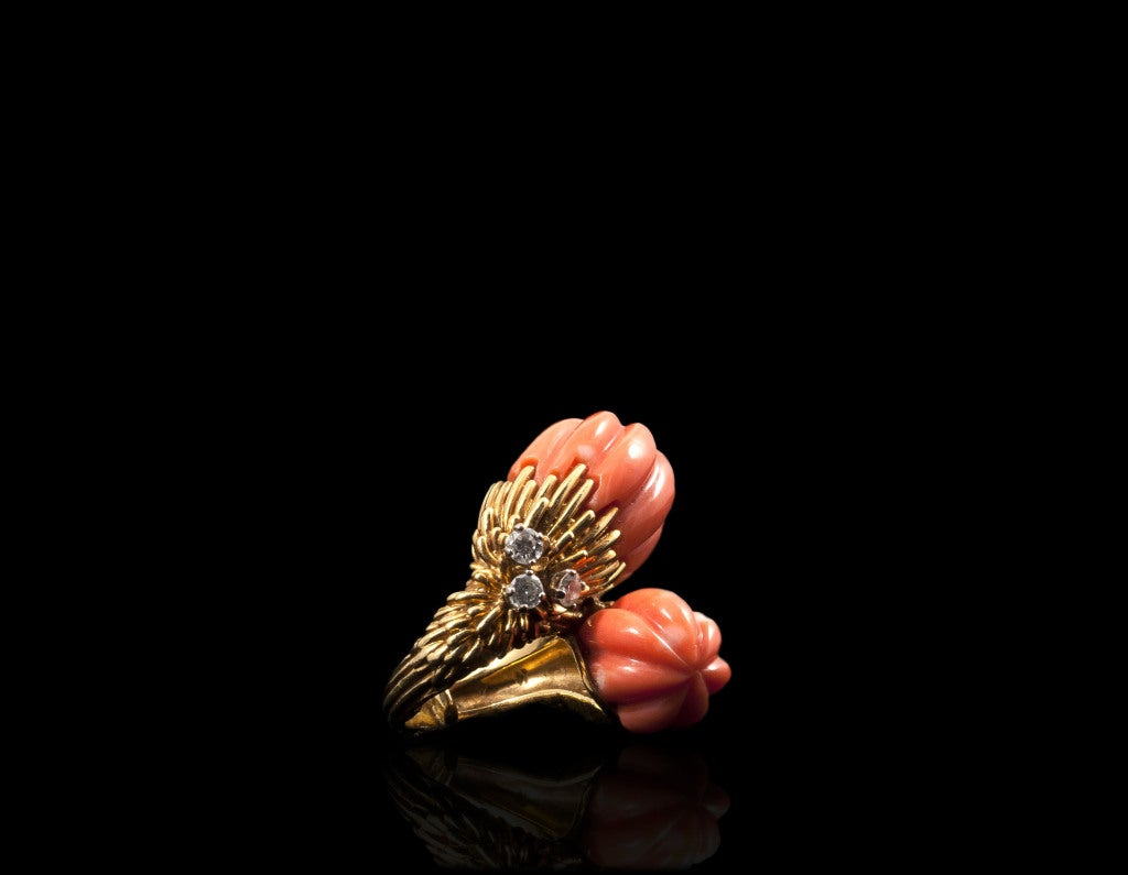 KUTCHINSKY CORAL, DIAMONDS and GOLD "YOU and ME" RING For Sale at 1stDibs