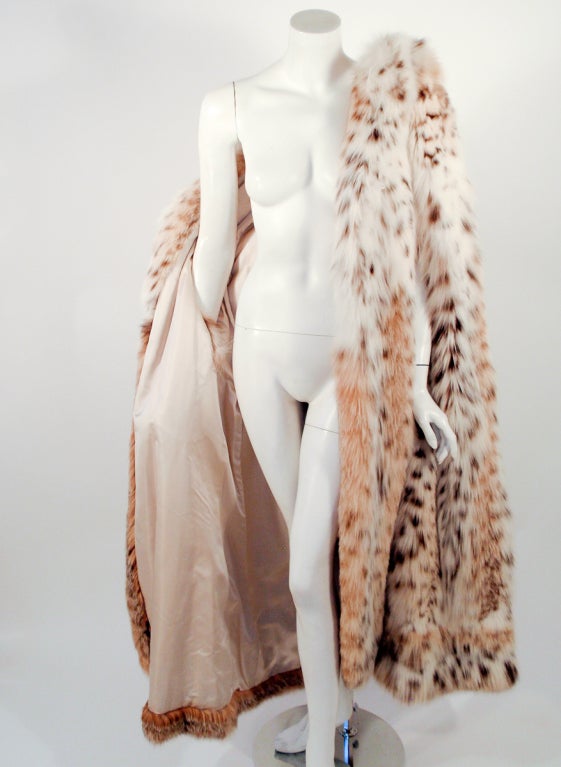 Max Reby Tigre Royal Geneve Lynx Fur Full length Cape with hood at ...