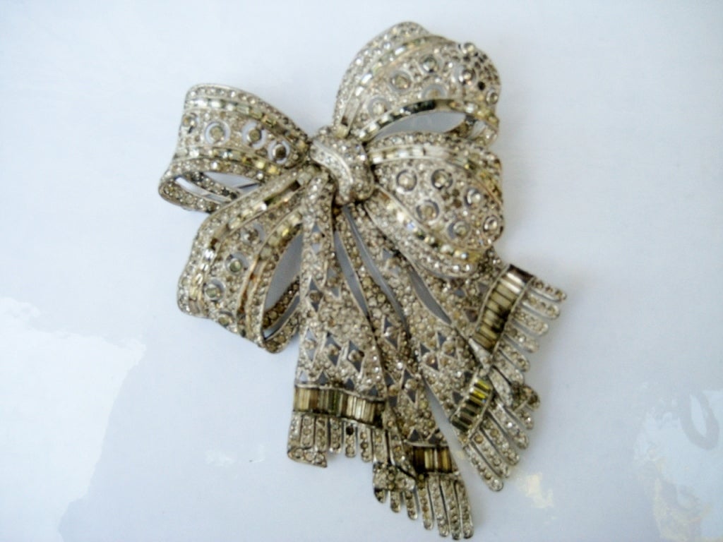 1940's Exceptional and Large Bow Brooch at 1stDibs