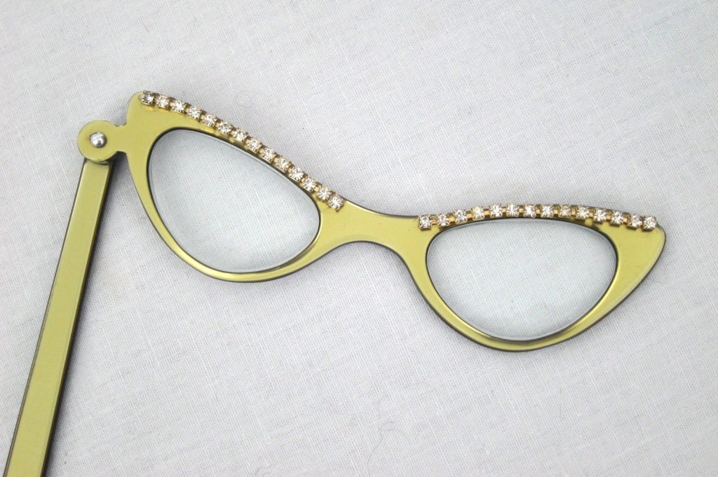 VINTAGE 1950s GOLD CAT EYE LORGNETTE w RHINESTONES For Sale at 1stDibs