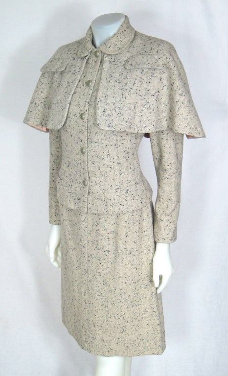 VINTAGE 1950s Tweed Capelet Skirt Suit For Sale at 1stDibs