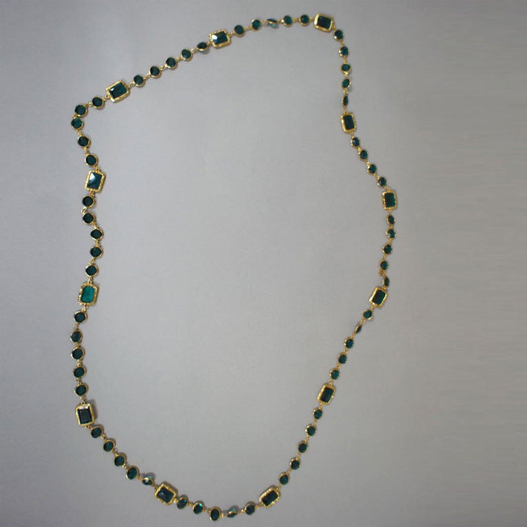 CHANEL 1981 Vintage Green Crystal Chicklet Sautoir Necklace at 1stDibs