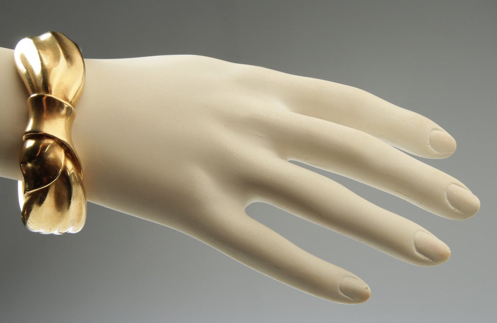 Pedro Boregaard Bow Bracelet For Sale at 1stDibs