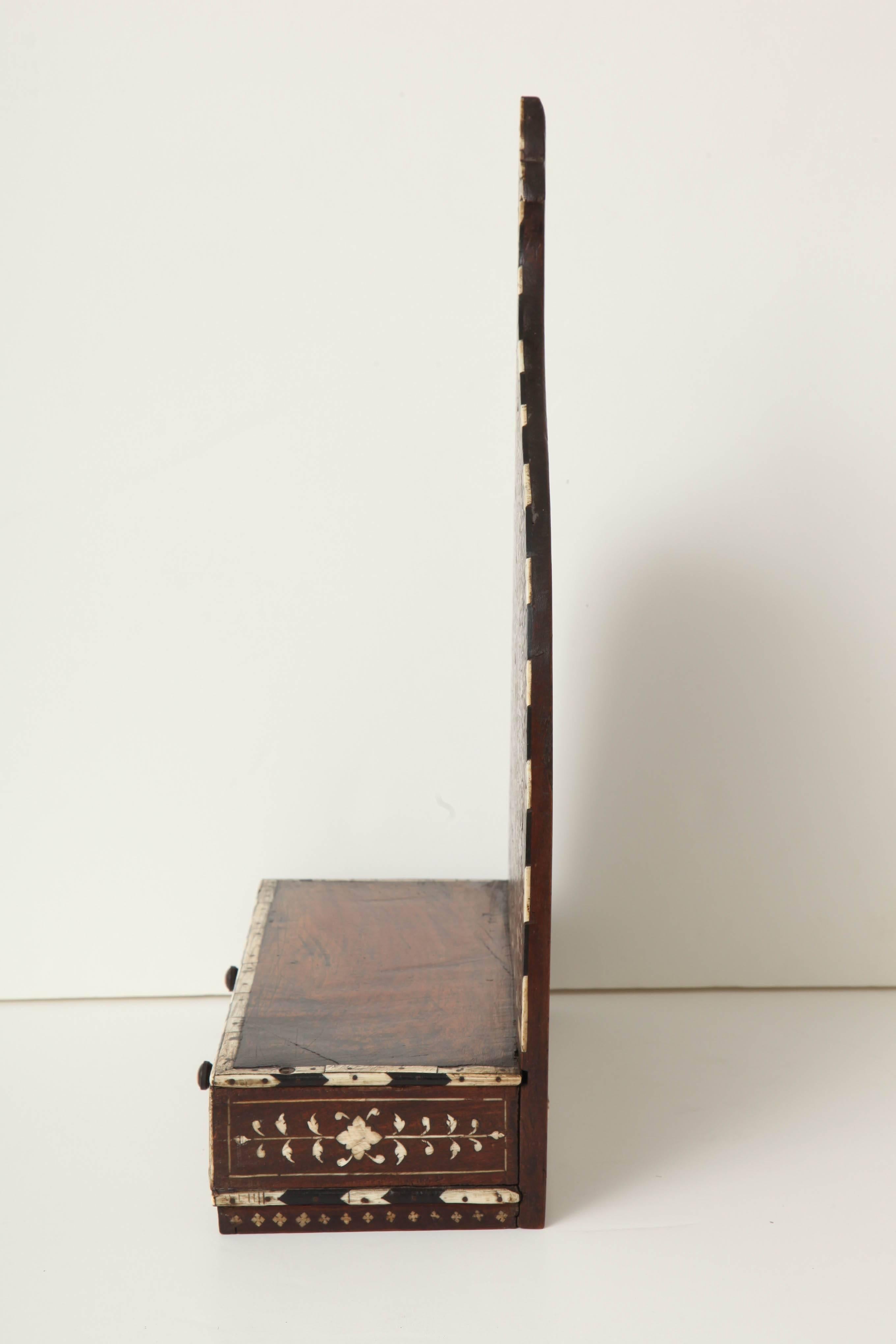 Mid-19th Century Anglo-Indian Turban Stand For Sale at 1stDibs