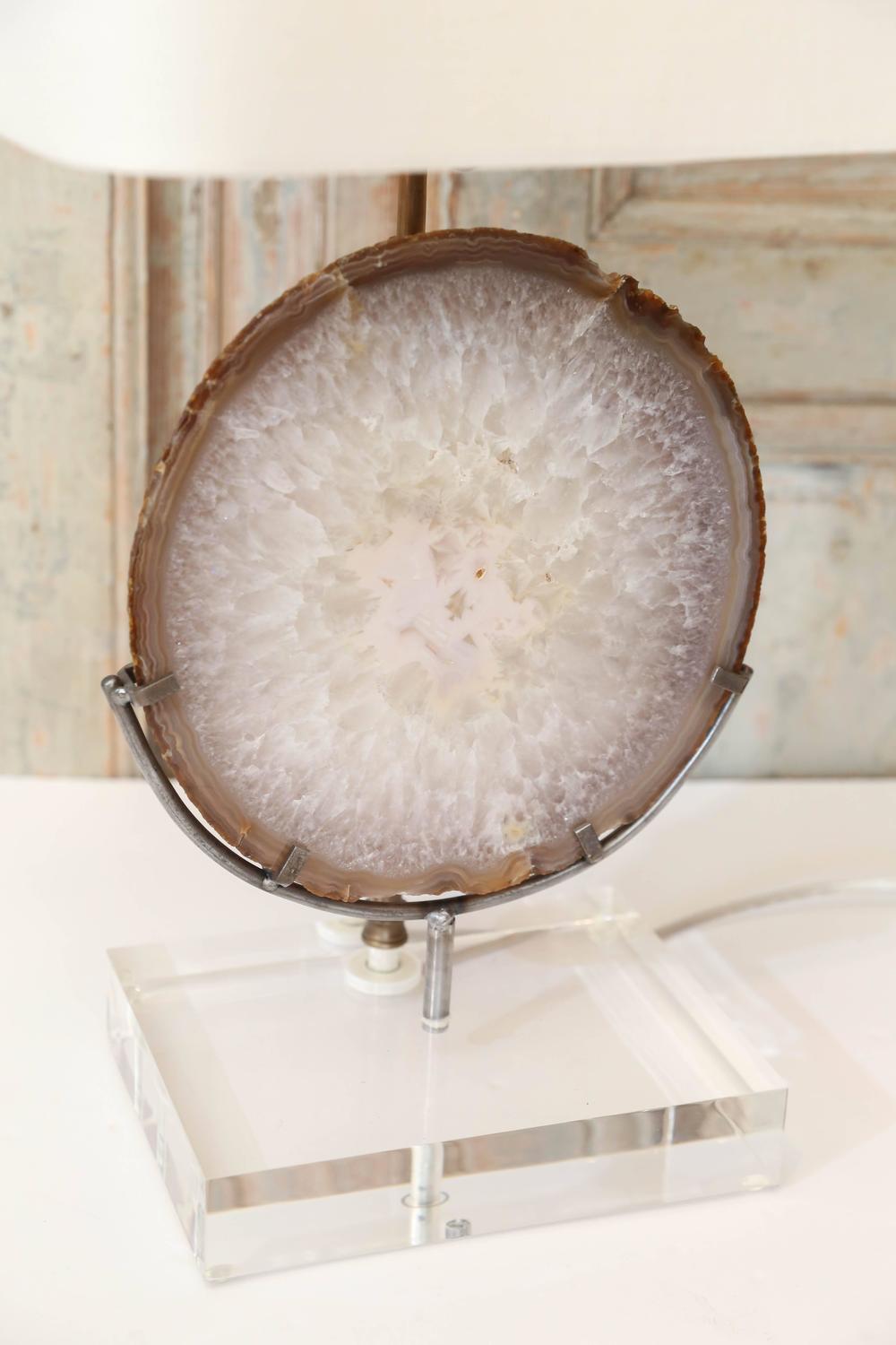 Agate Lamp on Lucite For Sale at 1stdibs