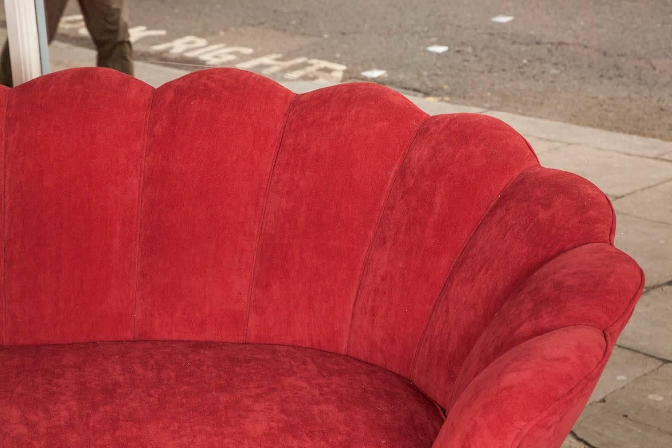 Italian 1950s 'Shell' Sofa Set at 1stDibs | shell sofa, shell couch