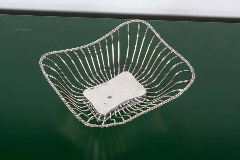 Pair of Italian Silver Plate Wire Baskets For Sale at 1stDibs