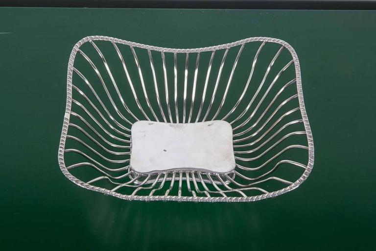 Pair of Italian Silver Plate Wire Baskets For Sale at 1stDibs