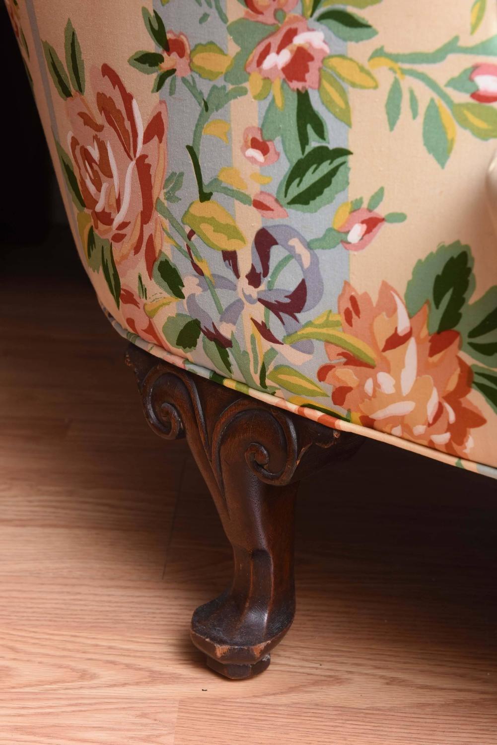 Fine 1940's Chaise Lounge with Floral Pattern Fabric at 1stdibs