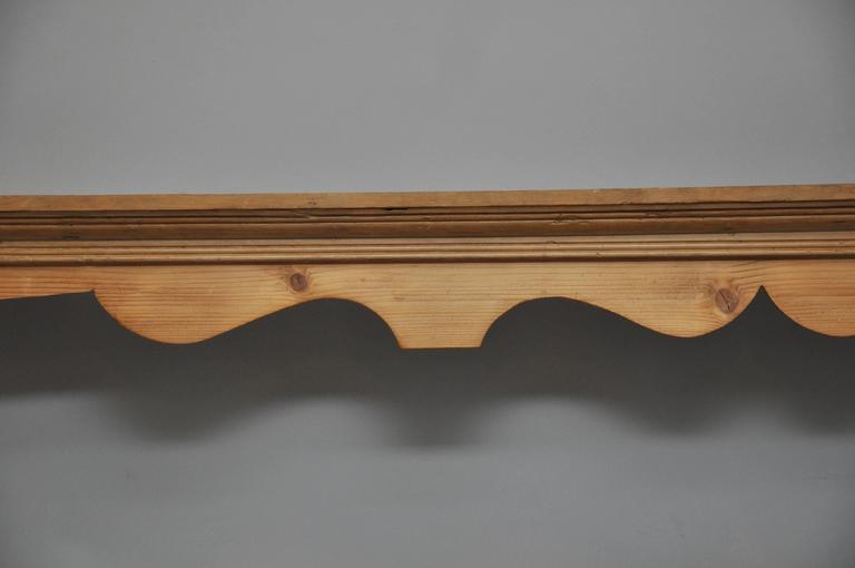 English Pine Plate Rail at 1stDibs