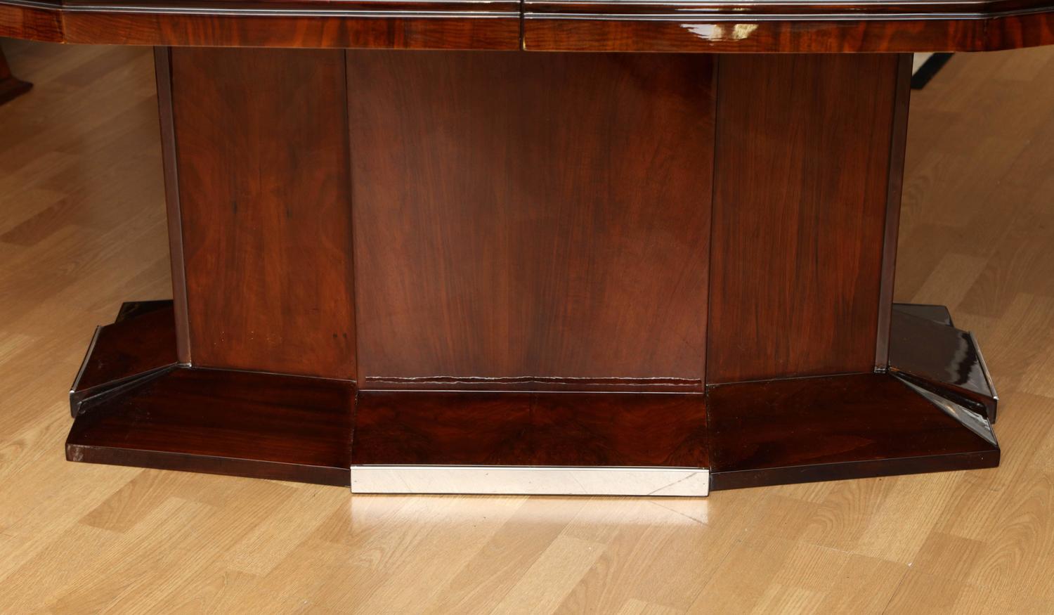 Superb Art Deco Dining Table For Sale at 1stdibs