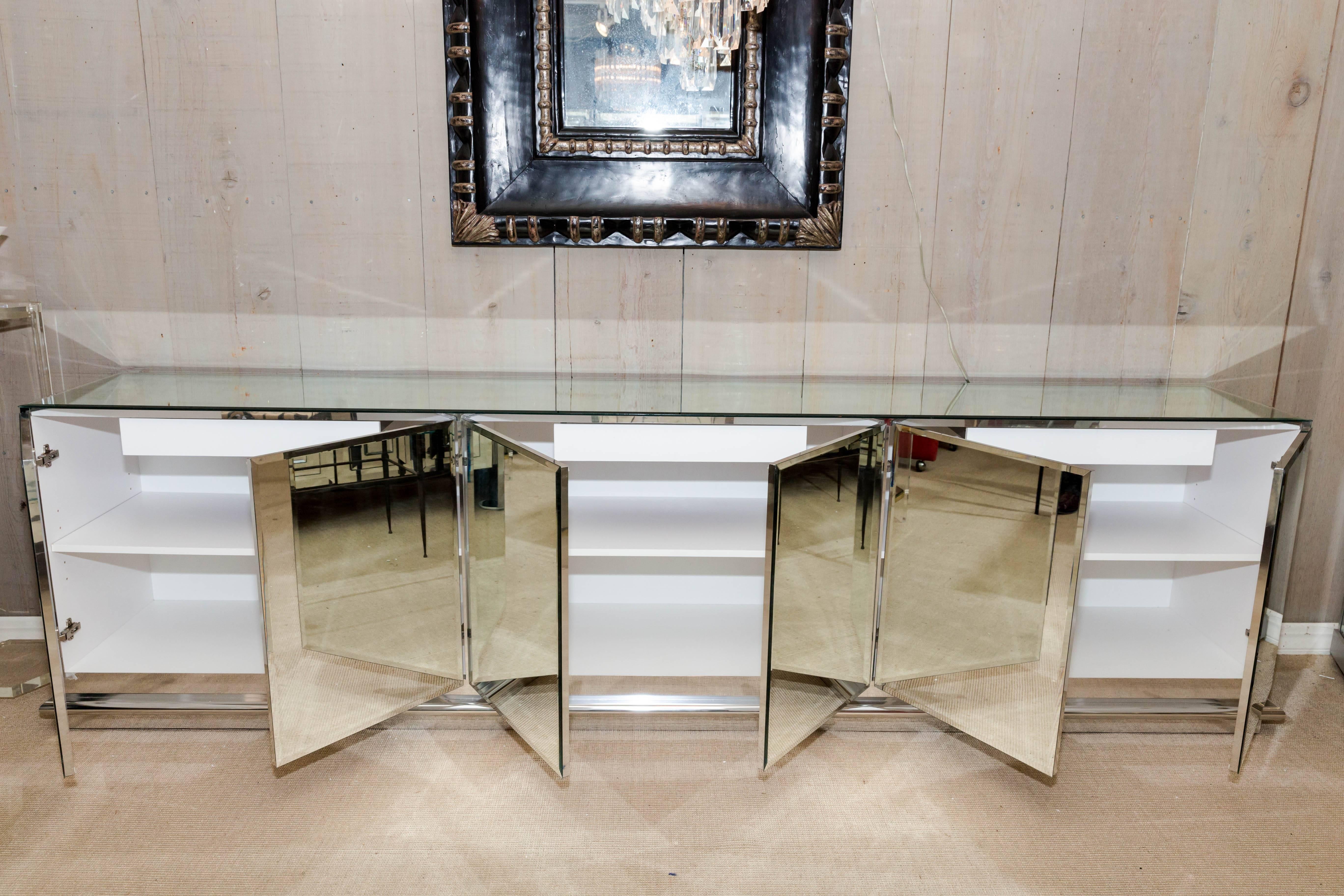 Fabulous Mid-Century Mirrored Six-Door Buffet For Sale at 1stDibs