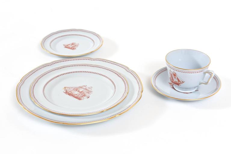 China Service for Ten, 50 Pieces Spode Tradewinds in Red, Dinner Plates ...