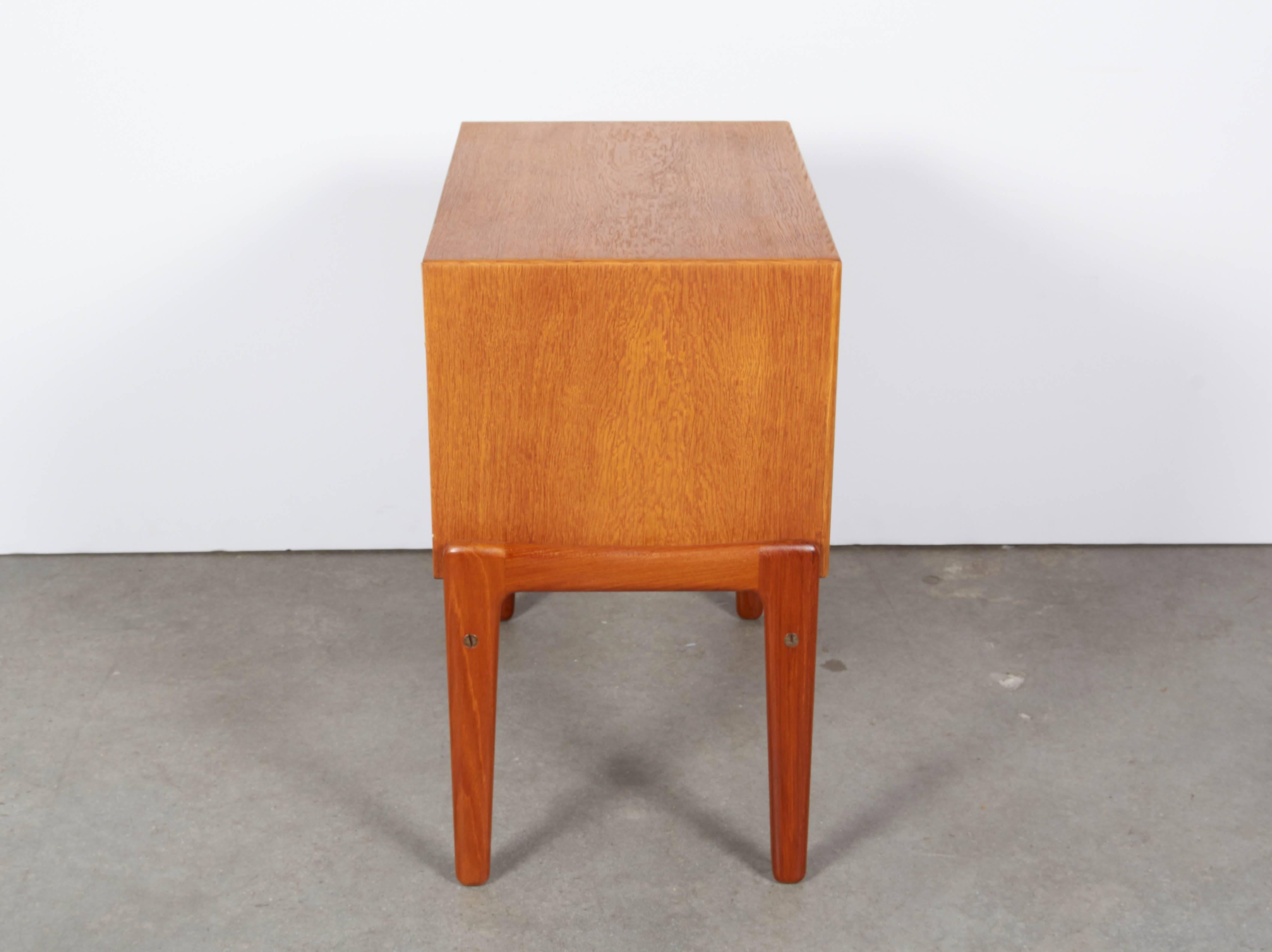 Arne Vodder Nightstand at 1stDibs