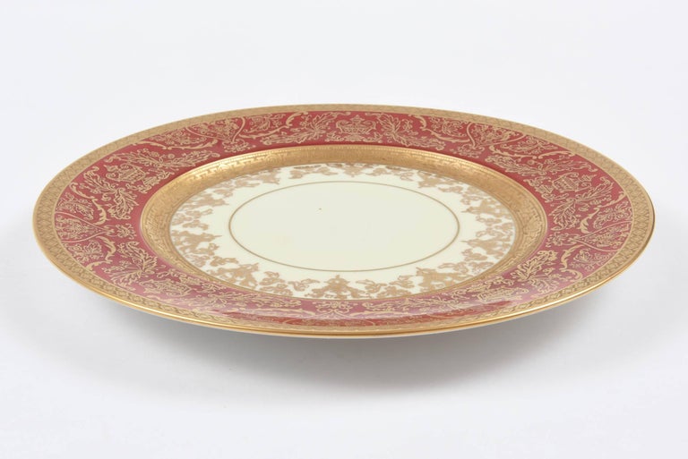 12 Impressive Ruby Red and Gold Encrusted Dinner or Presentation Plates ...