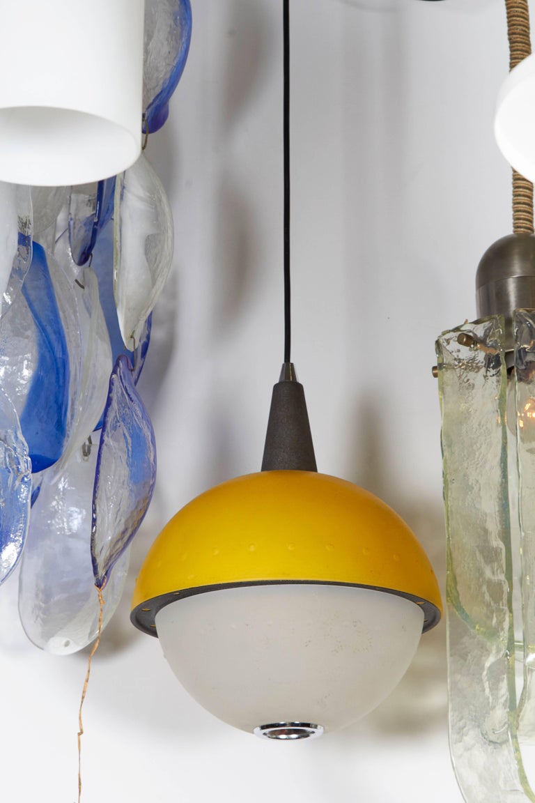 Italian 1980s Memphis Style Pendant Light at 1stDibs
