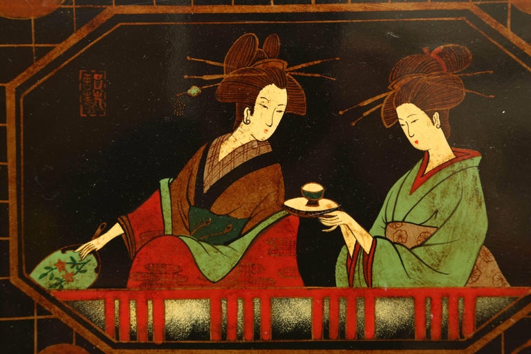 Vintage Japanese Motif Lacquered Box at 1stDibs