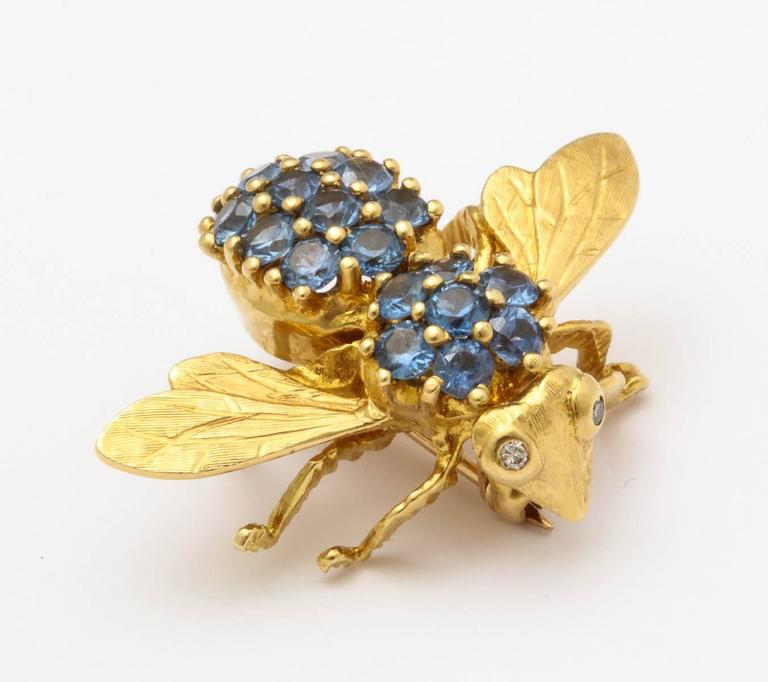 Cartier Sapphire Yellow Gold Bee Pin at 1stDibs | cartier bee