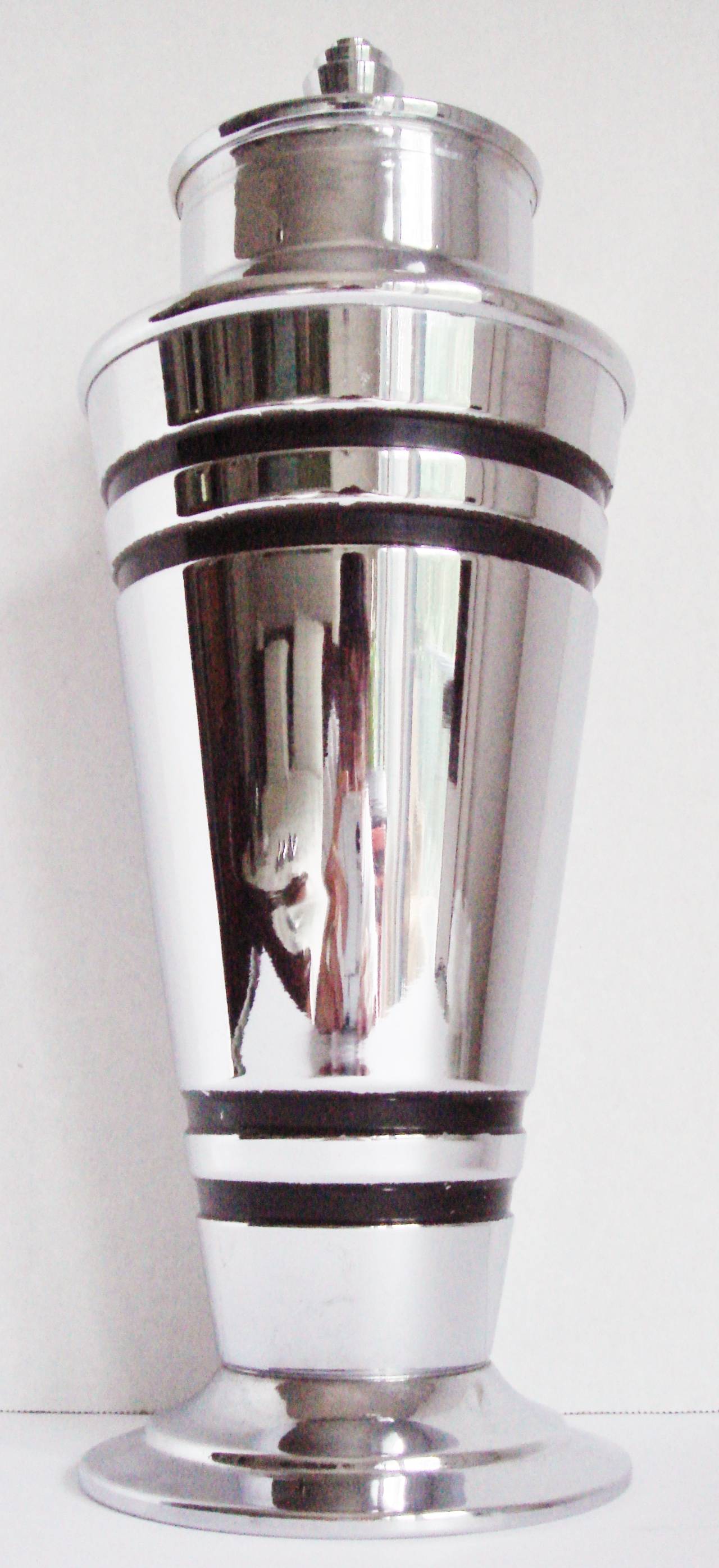 American Art Deco Eight-Piece Cocktail Set with Banded Conical Shaker ...