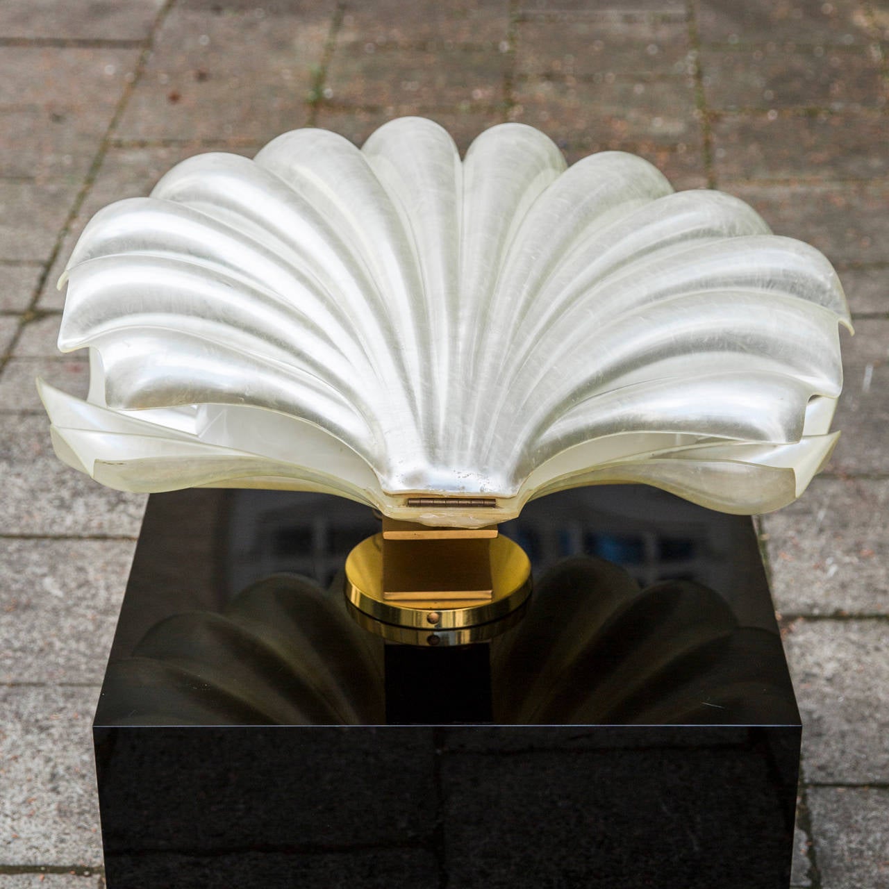 Set of Two Acrylic Rougier Clam Shell Lamps at 1stDibs | clamshell lamp ...