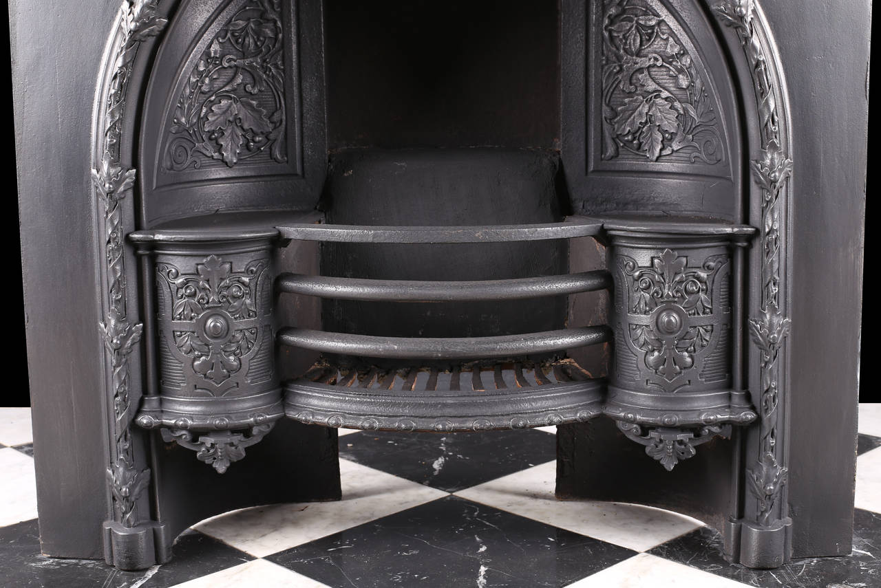 Antique Early Victorian Cast Iron Fireplace Grate at 1stDibs