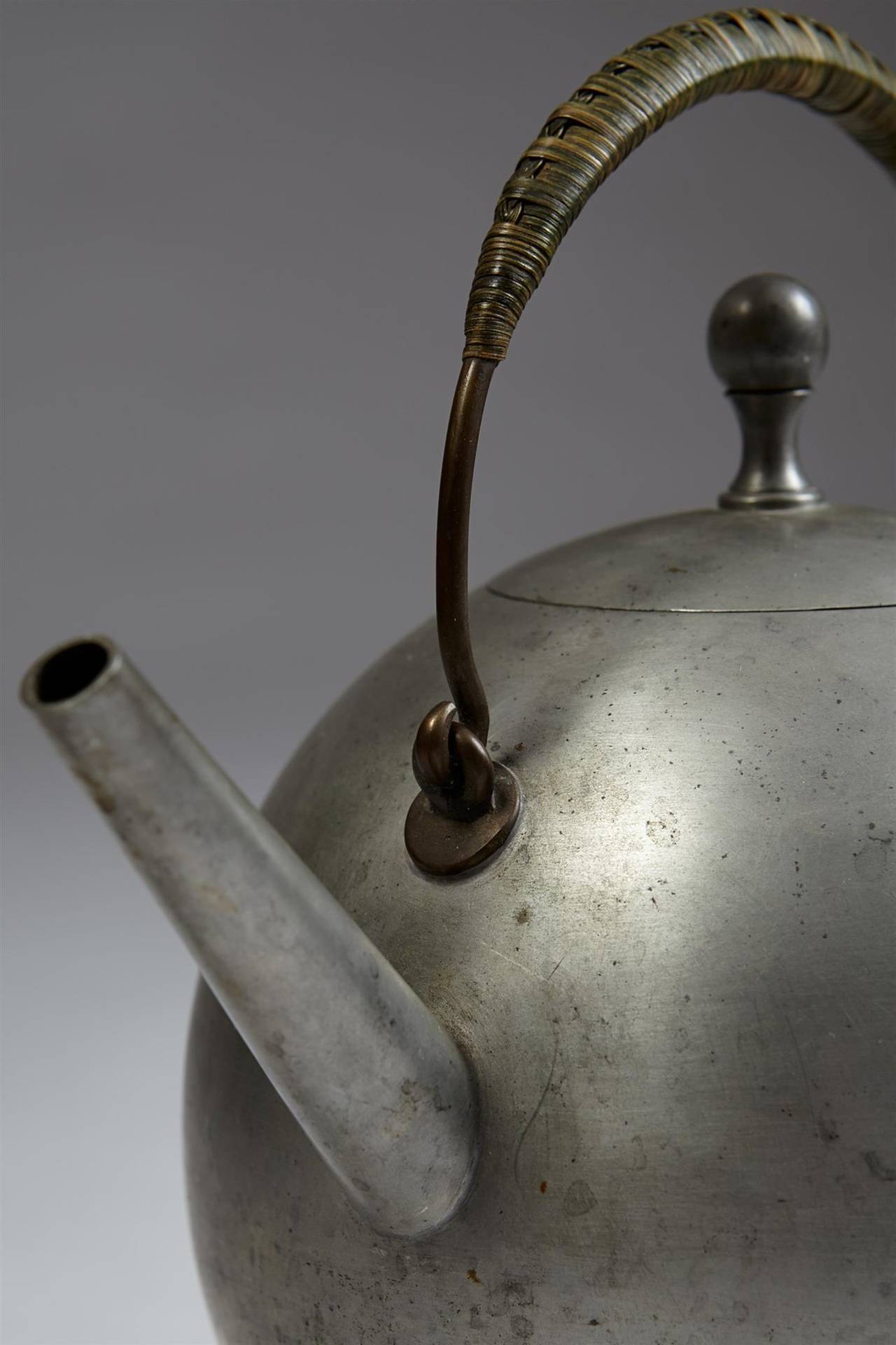 Teapot, Anonymous Maker for Svenskt Tenn, Sweden at 1stDibs Teapot, Anonymous Maker for Svenskt Tenn, Sweden at 1stDibs