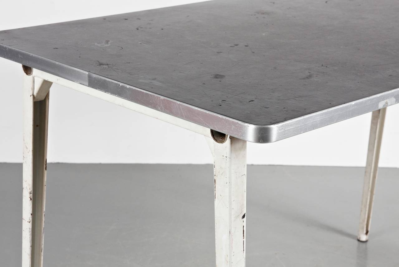 Friso Kramer Reform Table, circa 1950 For Sale at 1stDibs
