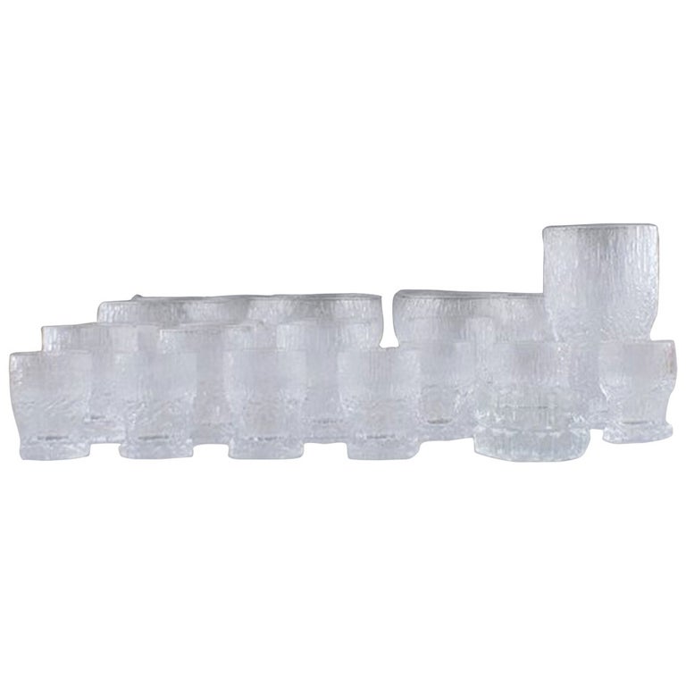 Iittala Ultima Thule Glass Service, Modern Finnish Design by Tapio ...