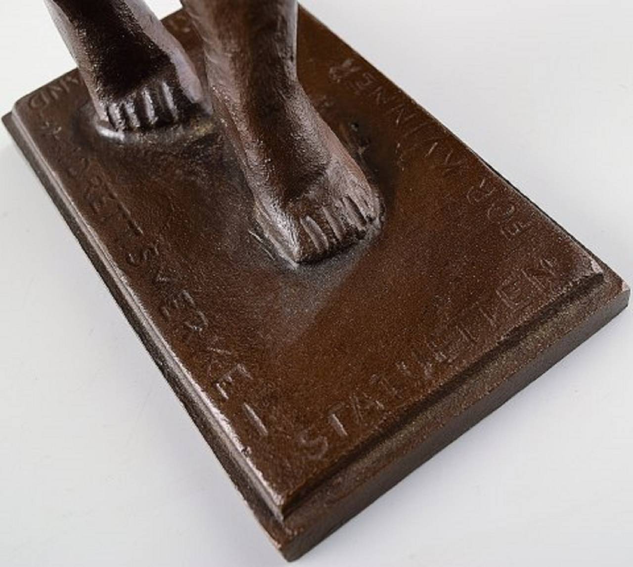 Knut Skinnarland, Art Deco Bronze Figure of Woman Athlete at 1stDibs