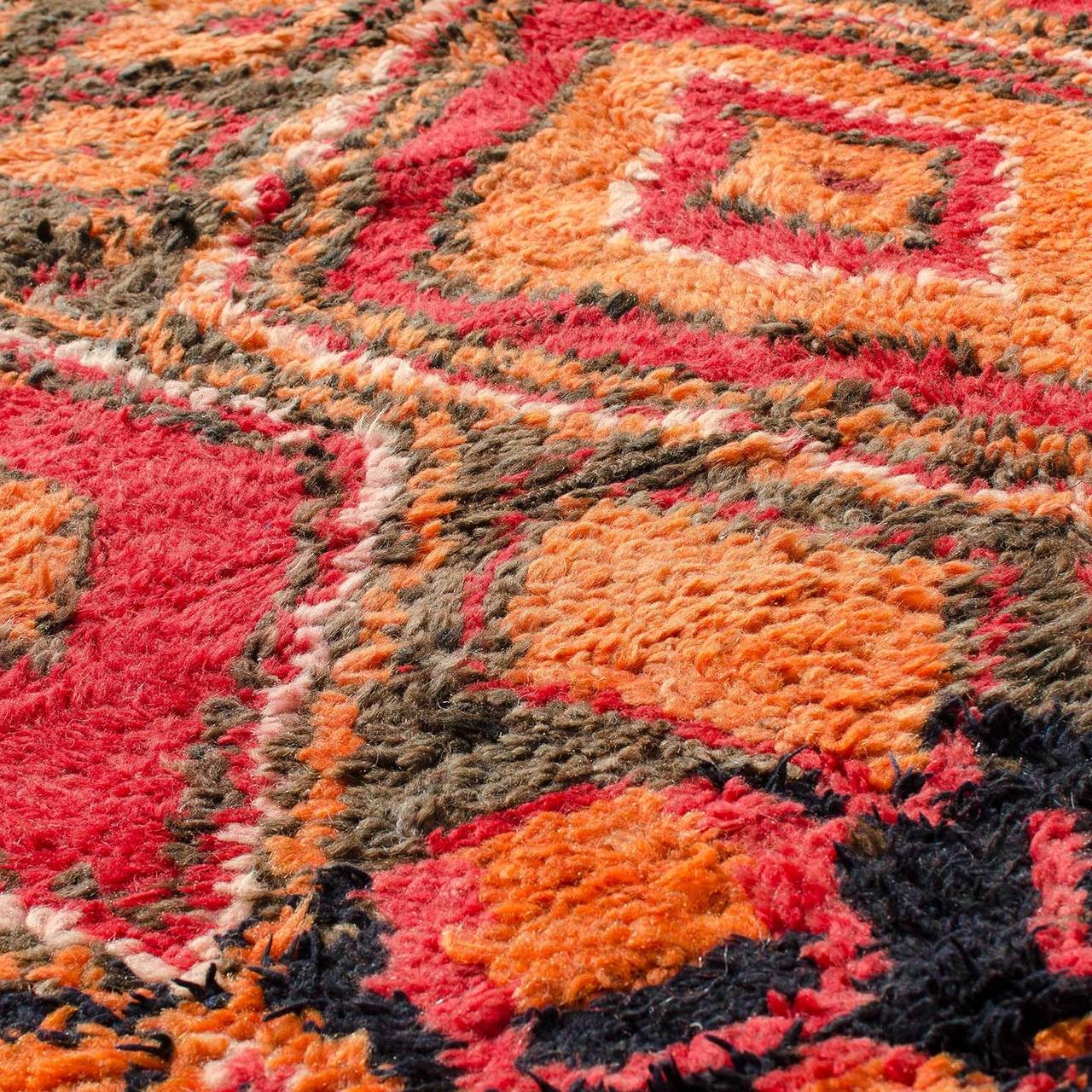 Vintage Moroccan Rehamna Carpet For Sale at 1stDibs